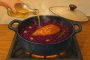 Rode kool koken is zo’n typisch Nederlands gerecht.